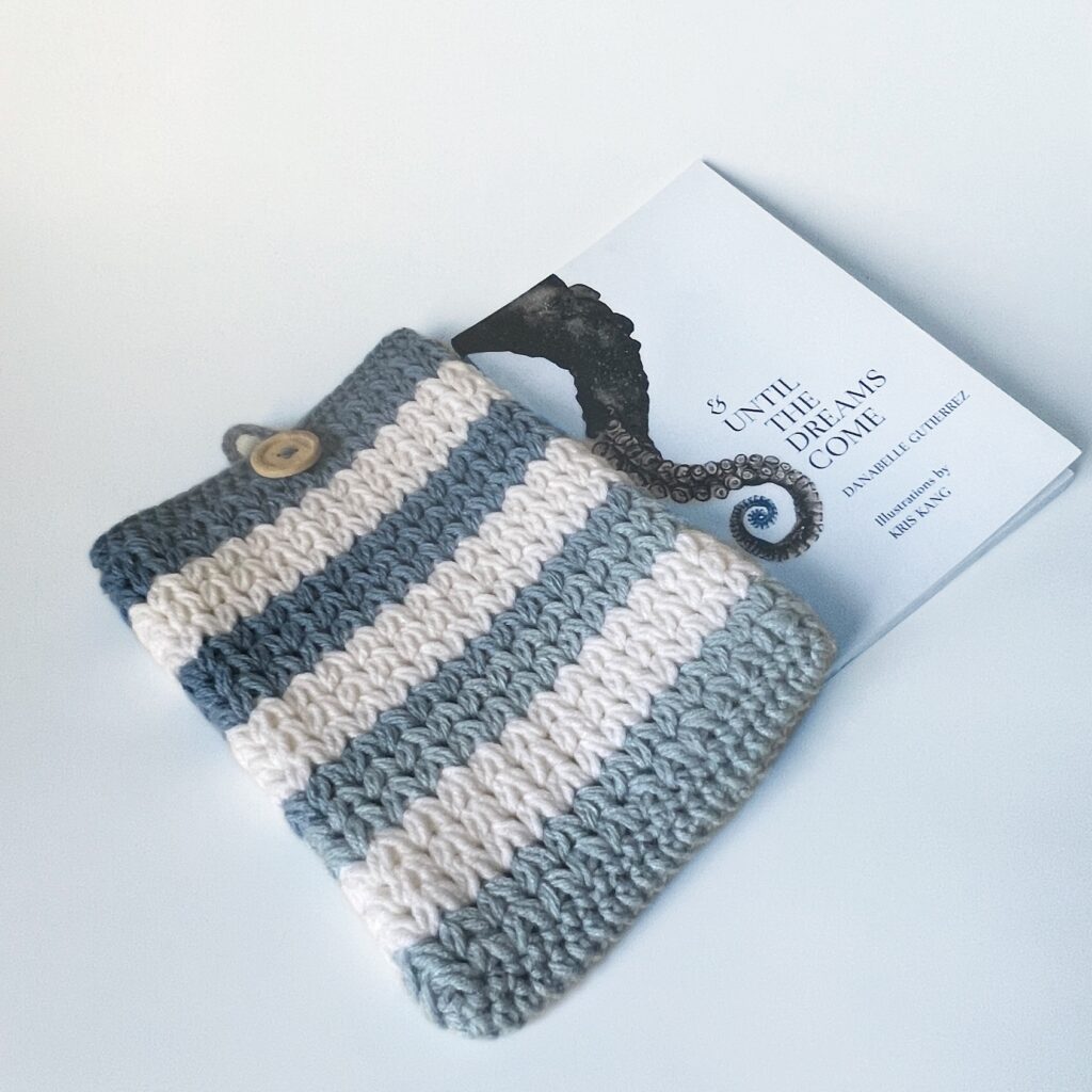 Bookish Crafts for Teen Readers (And Their Moms) | AB and Me
